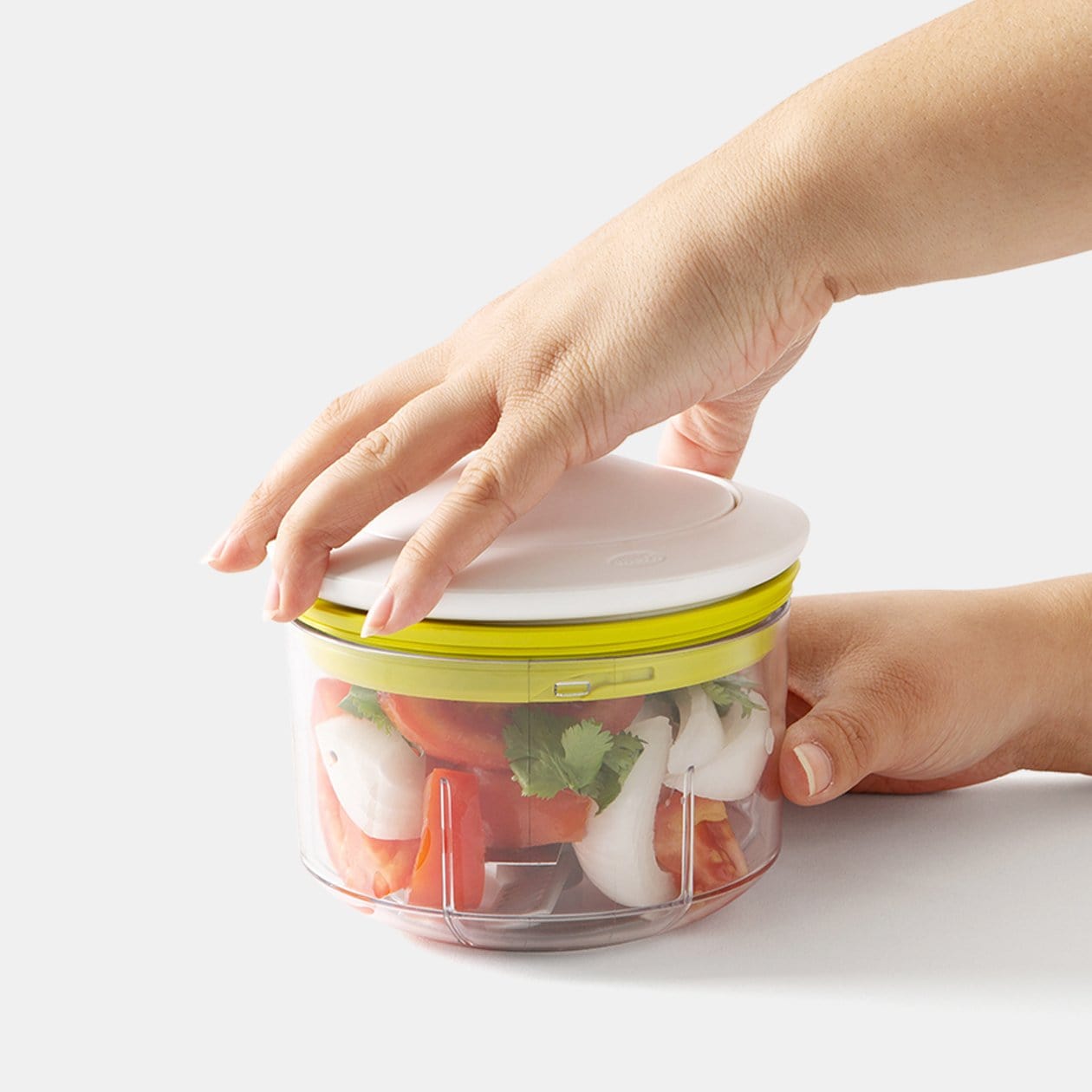 VeggiChop Plus Hand-Powered Food Processor – Chef'n